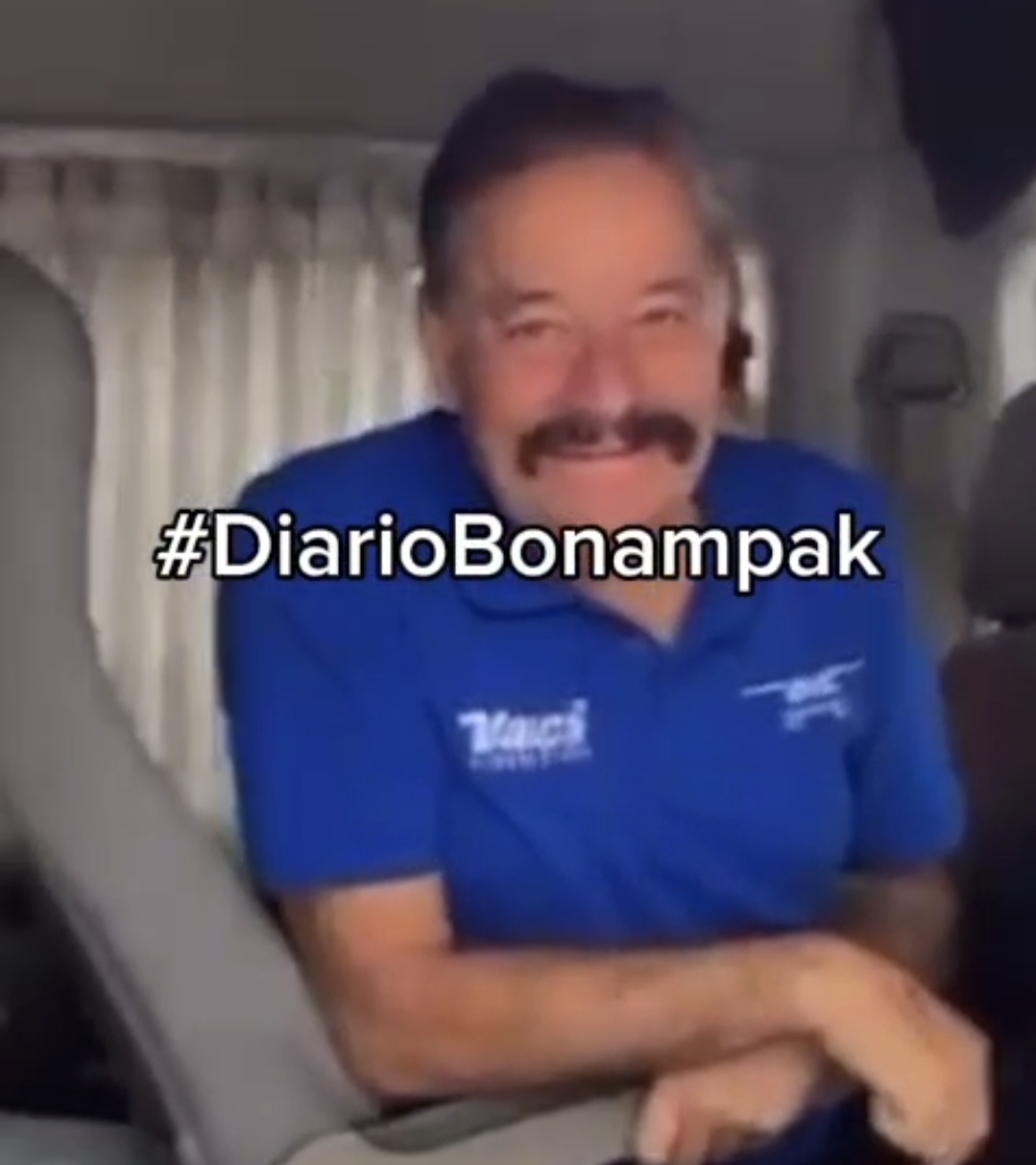 MARTIN VACA SE NIEGA A SALUDAR CHIAPANECO
